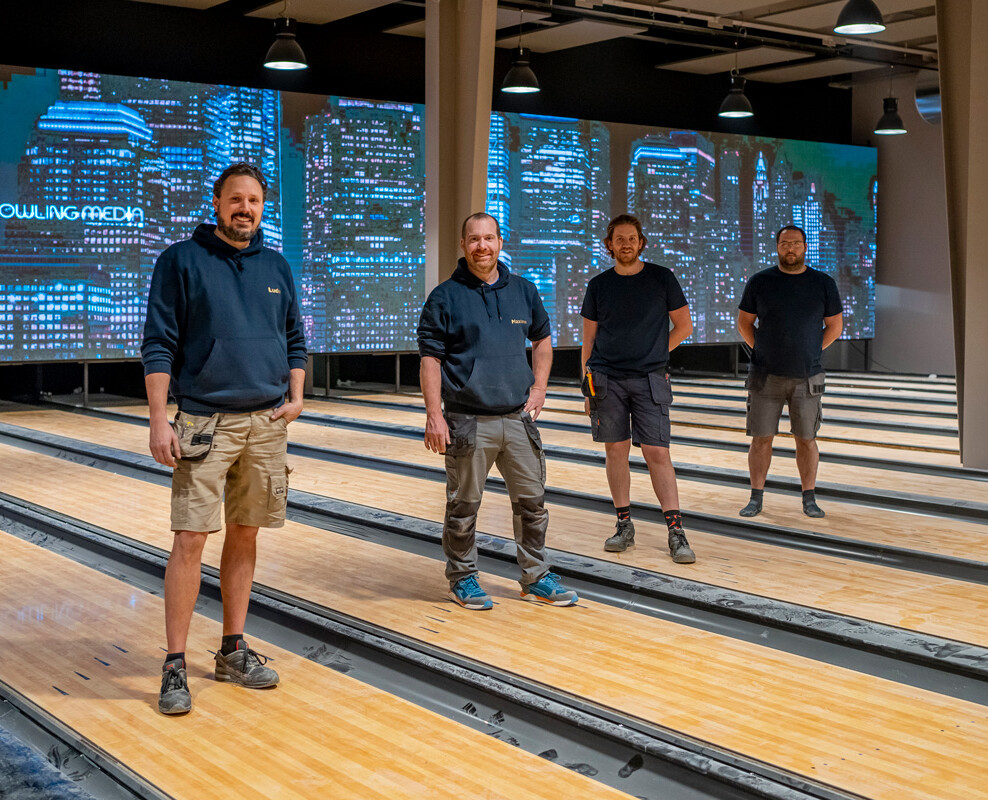 Who we are – Digital display systems for bowling alleys